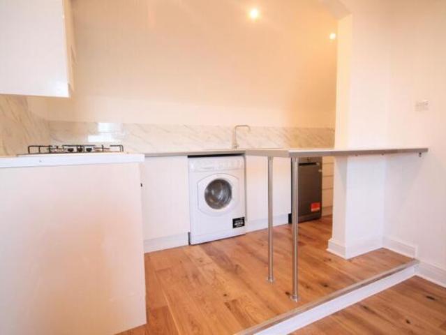 1 bedroom flat for rent in Rathcoole Gardens, Crouch End, N8
