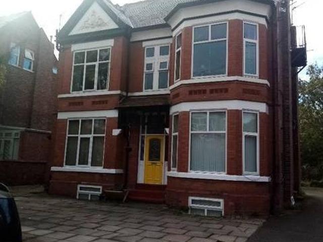 1 bedroom flat for rent in Rathen Road Manchester Greater Manchester M20
