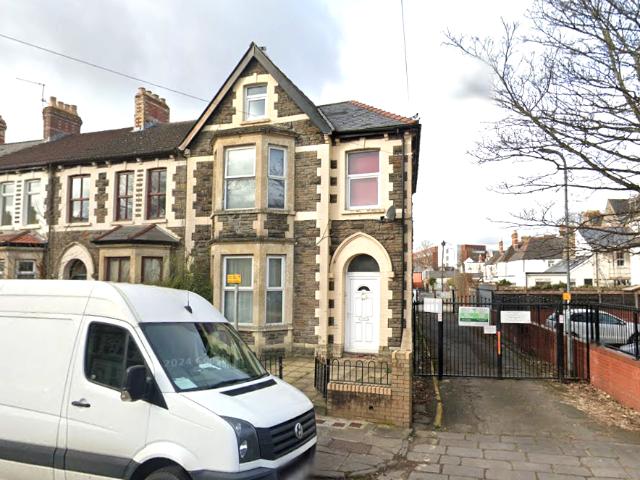 1 bedroom flat for rent in Rawden Place, Cardiff City, CF11
