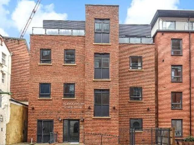 1 Bedroom Flat For Rent In Reading, Berkshire