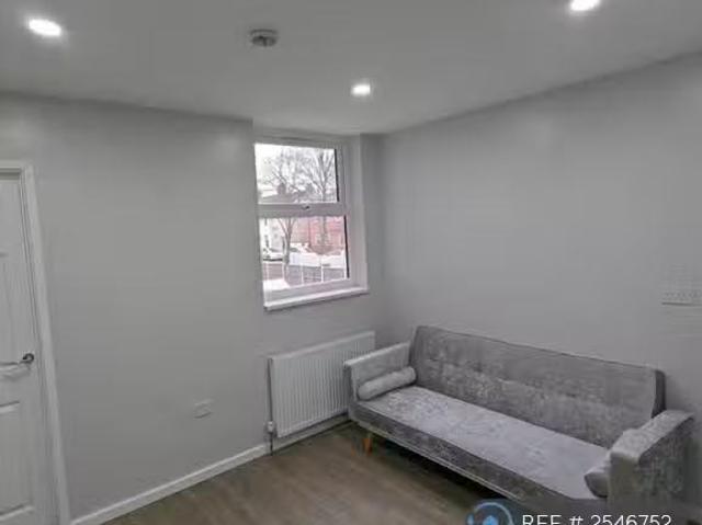 1 bedroom flat for rent in Red Lane, Coventry, CV6