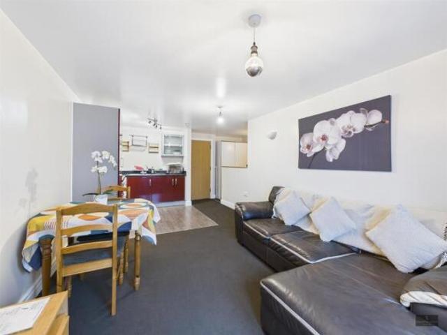 1 bedroom flat for rent in Red Lion Lane, Exeter, EX1