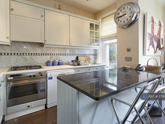 1 bedroom flat for rent in Redcliffe Gardens, London, SW10