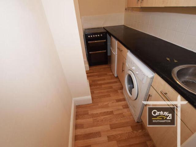 1 bedroom flat for rent in |Ref: R153806|, Park Road, Southampton, SO15 3DD, SO15