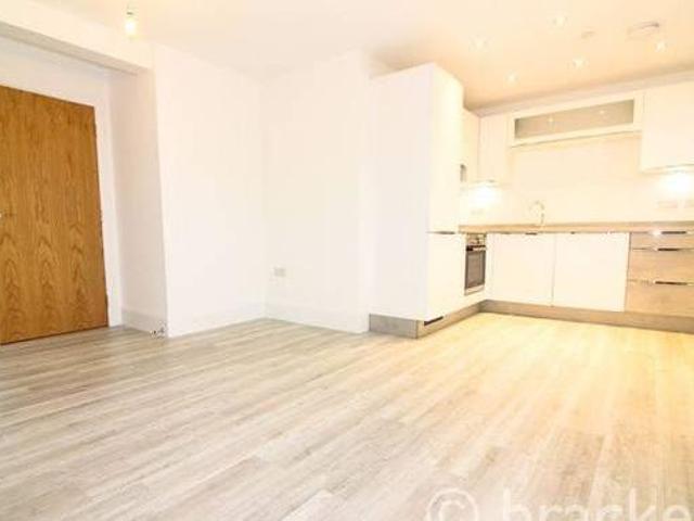 1 bedroom flat for rent in Regal Gate High Street Tunbridge Wells TN1