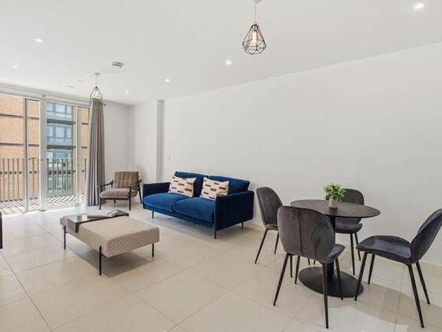 1 bedroom flat for rent in Rehearsal Rooms, London, W3