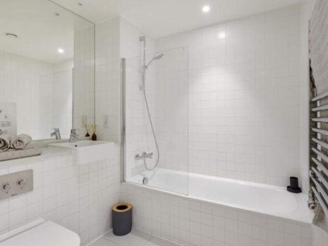 1 bedroom flat for rent in Rehearsal Rooms, Victoria Road, W3