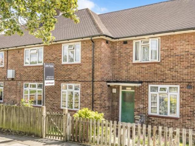 1 bedroom flat for rent in Restons Crescent London SE9