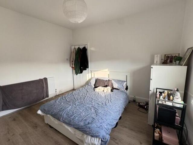 1 bedroom flat for rent in Richards Terrace Cardiff, CF24