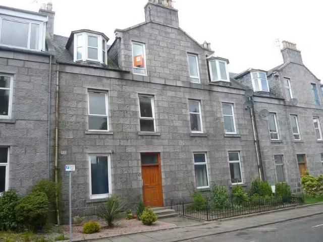 1 bedroom flat for rent in Richmond Terrace, Top Right, AB25