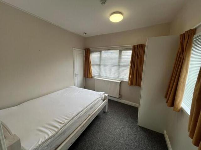 1 bedroom flat for rent in Richmond Road, Cardiff, CF24