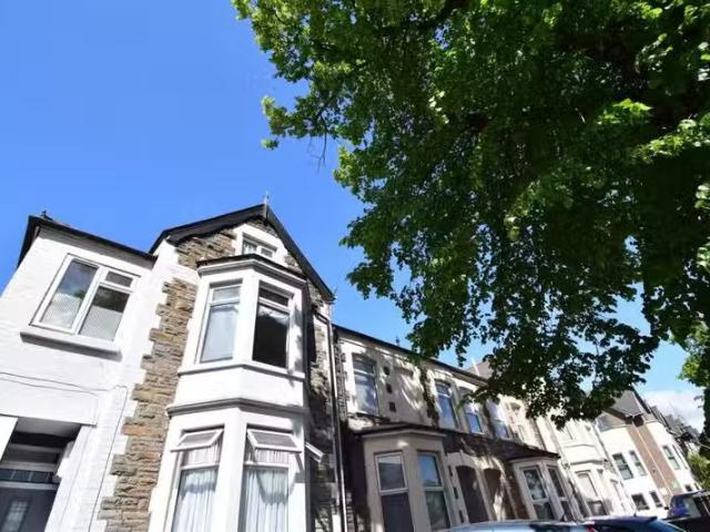 1 bedroom flat for rent in Richmond Road,, Cardiff, CF24