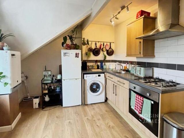 1 bedroom flat for rent in Richmond Road, Roath, Cardiff, CF24