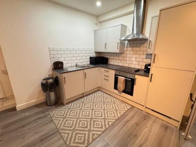 1 bedroom flat for rent in Richmond Road Roath, CF24
