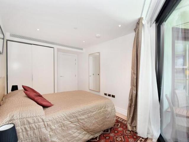 1 bedroom flat for rent in Riverlight Quay, London, SW11