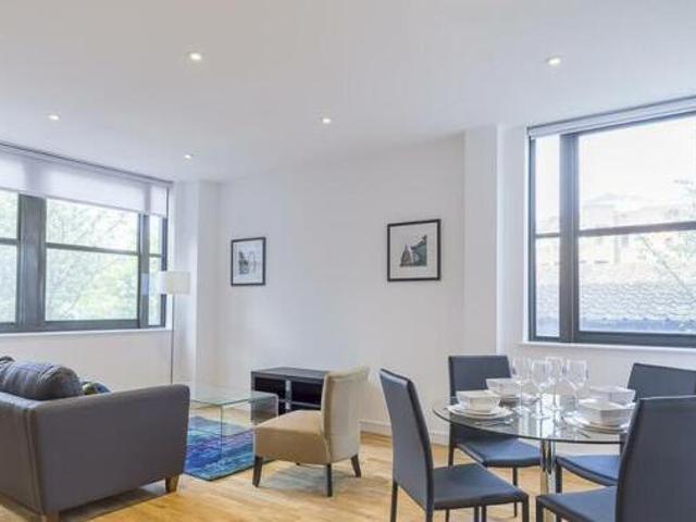 1 Bedroom Flat For Rent In Romford, Essex