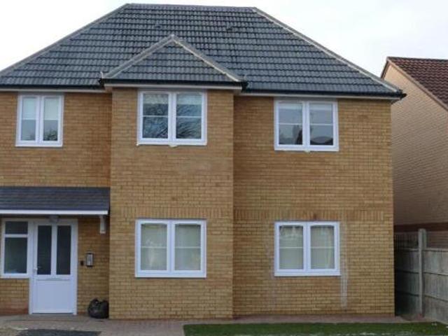1 Bedroom Flat For Rent In Romford, Essex