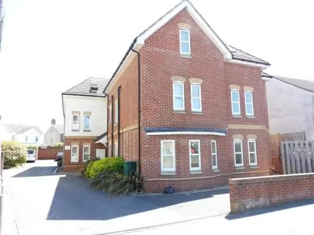 1 bedroom flat for rent in Rooker Court, Ringwood Road, Poole.