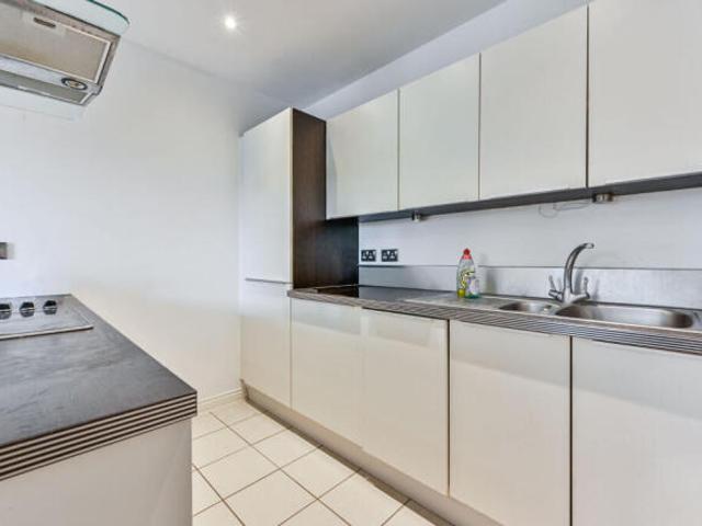 1 bedroom flat for rent in Road, Camden, London, NW1