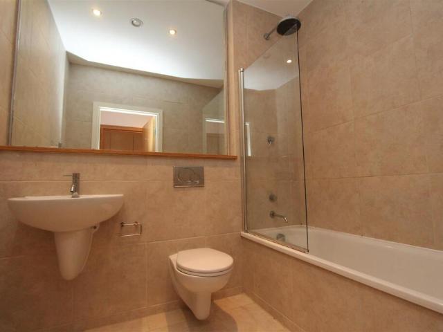 1 bedroom flat for rent in Roberts Wharf, East Street, LS9