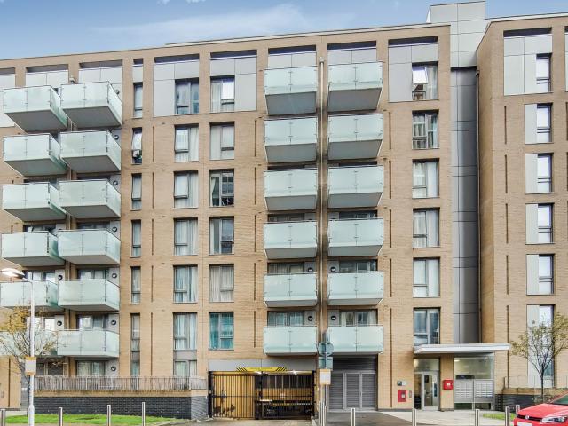 1 Bedroom Flat for Rent in Robsart Street | Foxtons