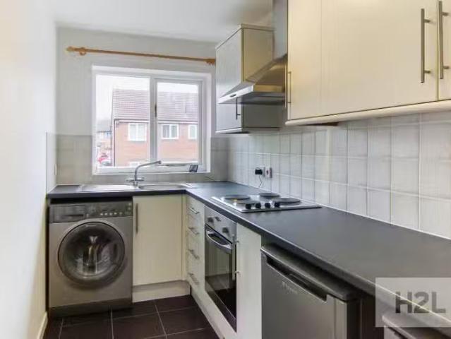 1 bedroom flat for rent in Rochester Close, Weavers Green, Nun.