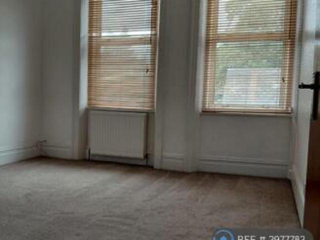 1 bedroom flat for rent in Rokesly Avenue, London, N8