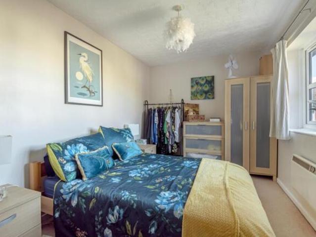 1 bedroom flat for rent in Rossetti Road, London, SE16
