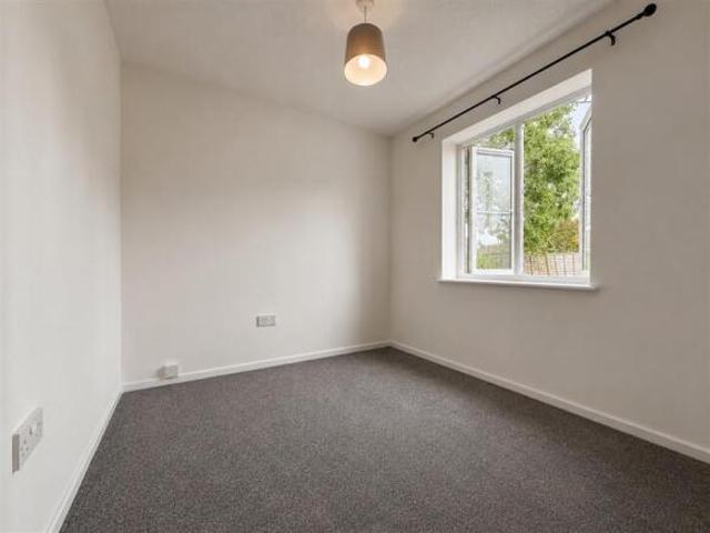 1 bedroom flat for rent in Rothermere Close, Cheltenham, GL51
