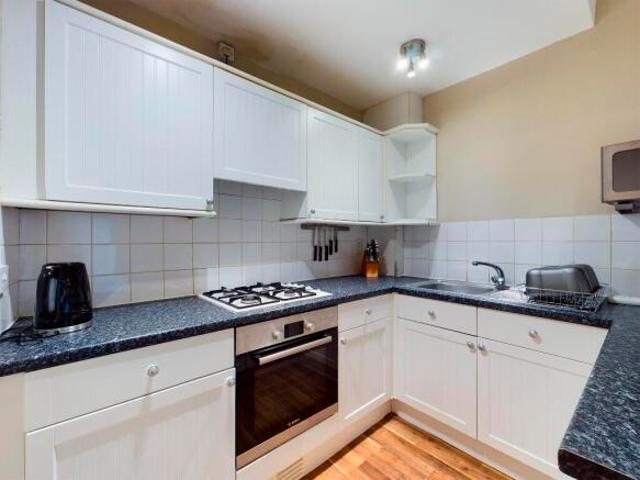 1 bedroom flat for rent in Rothesay Terrace, West End, Edinburgh, EH3