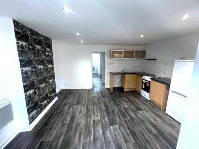 1 bedroom flat for rent in Rothesay Road, Luton, Bedfordshire, LU1