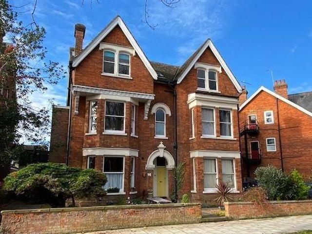1 bedroom flat for rent in Rothsay Road MK40
