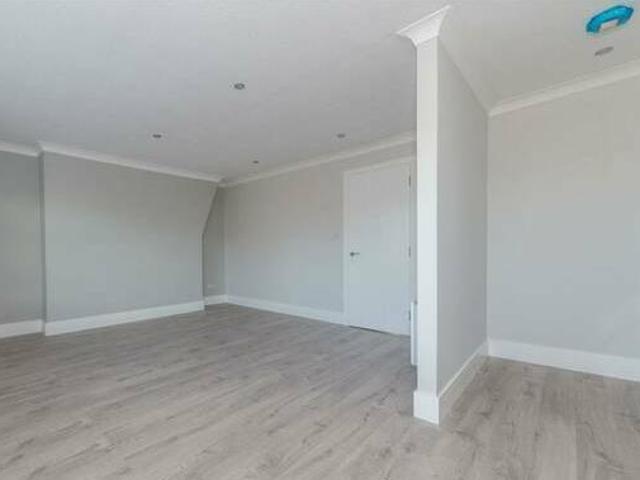 1 bedroom flat for rent in Rush Court Bedford MK40
