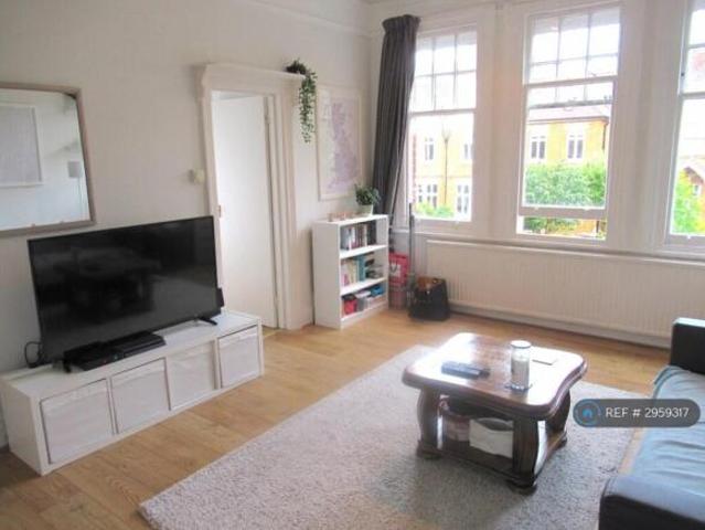 1 bedroom flat for rent in Rusholme Road, London, SW15