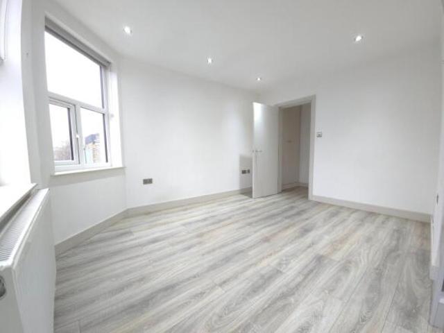 1 bedroom flat for rent in Rymer Street, Herne Hill, SE24