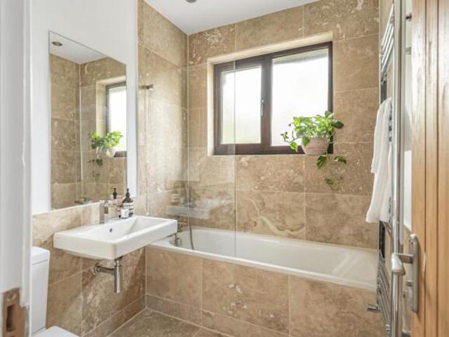 1 bedroom flat for rent in Ryecroft Road, Streatham, London, SW16