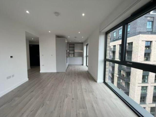1 bedroom flat for rent in Scarlet Court, Damsel Grove, Hackney, London, N4
