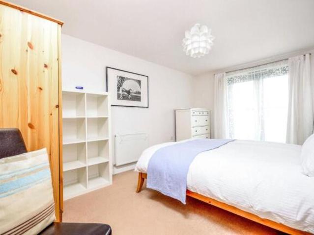 1 bedroom flat for rent in Schoolhouse Lane, Wapping, London, E1W