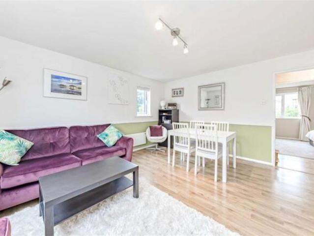 1 bedroom flat for rent in Samuel Close, New Cross, SE14