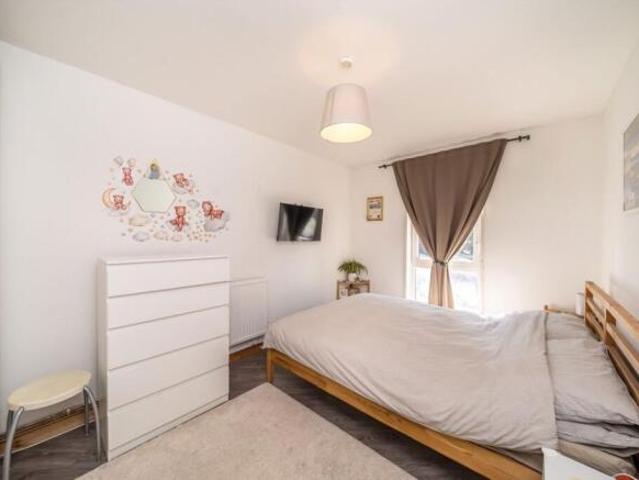 1 bedroom flat for rent in Sandbach Place, Plumstead, SE18