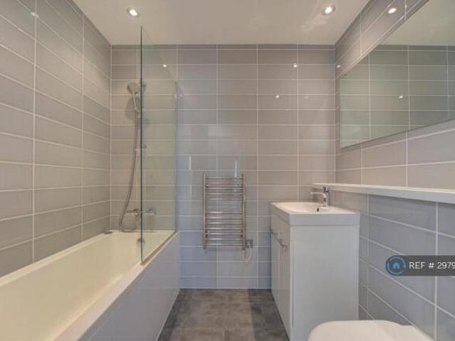 1 bedroom flat for rent in Sailacre House, London, SE10