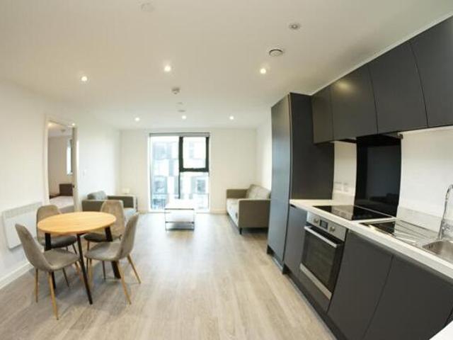 1 Bedroom Flat For Rent In Salford, Lancashire