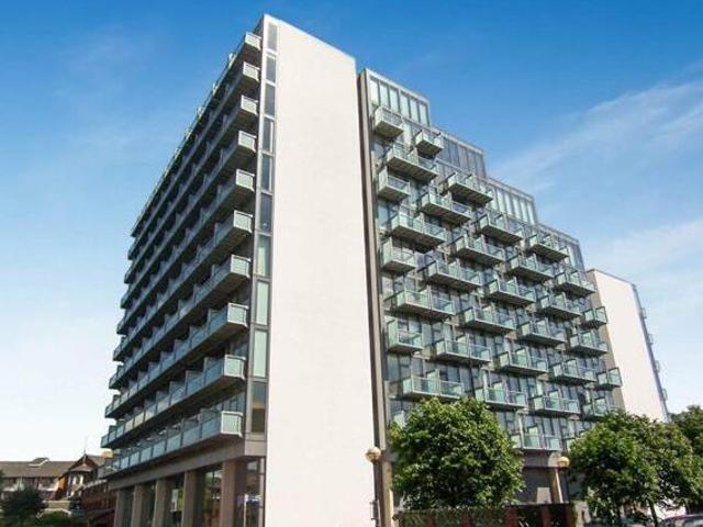 1 Bedroom Flat For Rent In Salford Quays, Salford