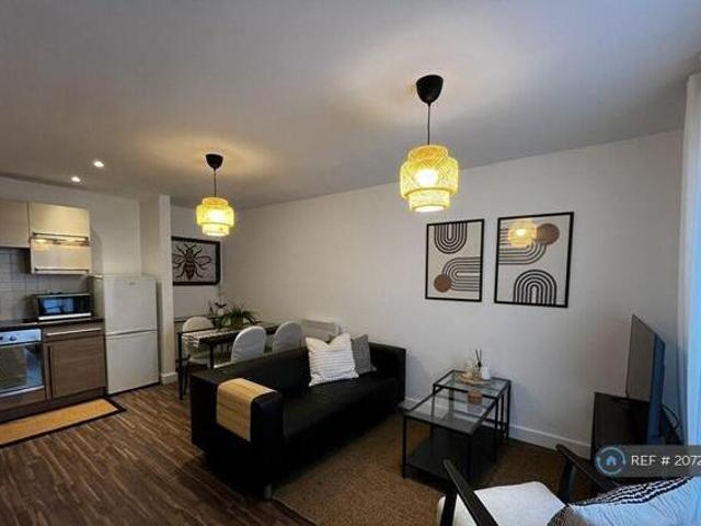 1 Bedroom Flat For Rent In Salford