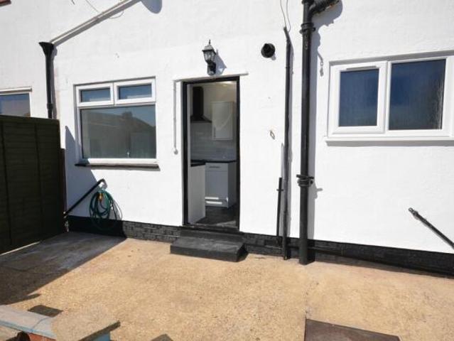 1 bedroom flat for rent in Salisbury Avenue, Slough, SL2
