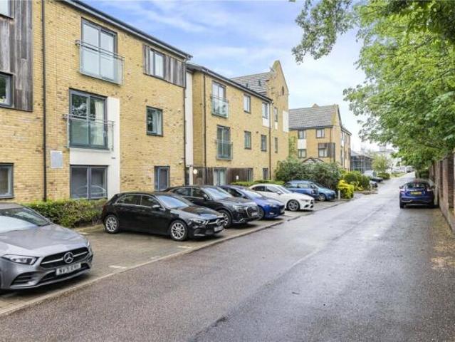 1 bedroom flat for rent in Salisbury Road, Dartford, DA2