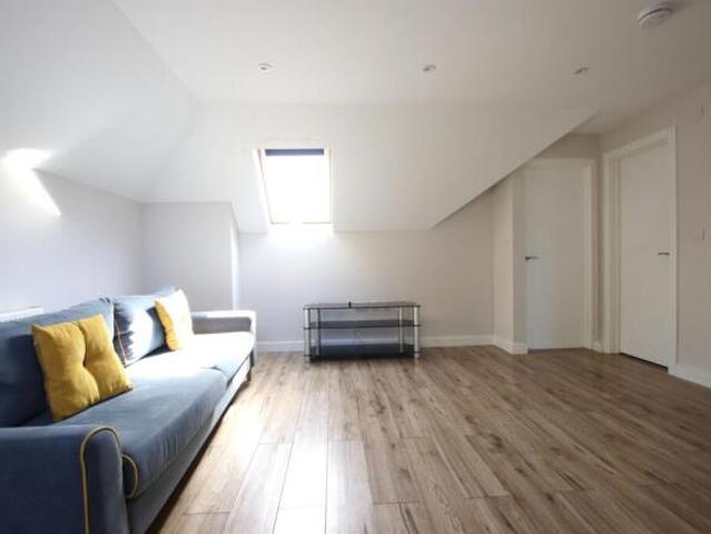1 bedroom flat for rent in Saxon Road, London, SE25