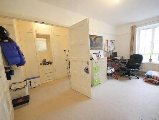 1 bedroom flat for rent in Sea Road, Bournemouth, BH5