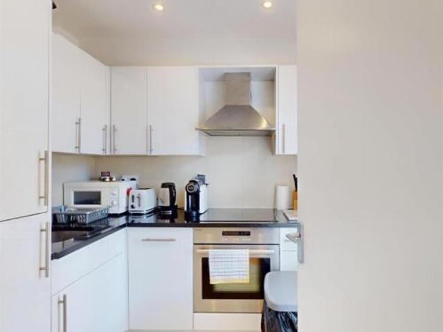 1 bedroom flat for rent in Seagrave Road, West Brompton, SW6