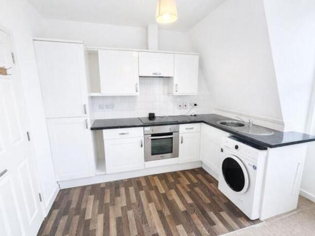 1 bedroom flat for rent in Seaside Road, Eastbourne, BN21 3PB, BN21